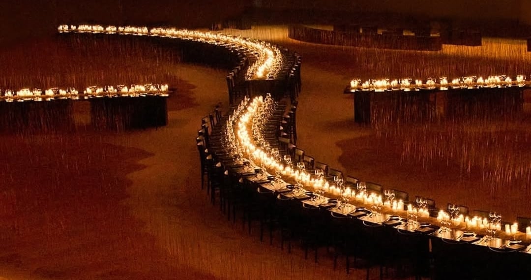 An Expert Guide to Building the Perfect Tablescape | THE WED